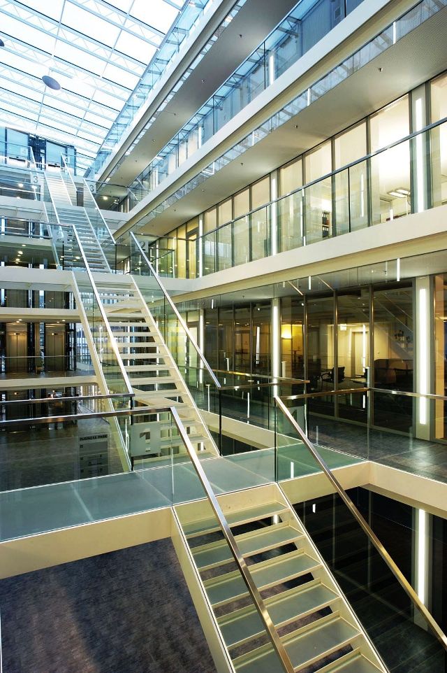 Szyby zespolone SGG CONTRAFLAM - Sztuka architektury