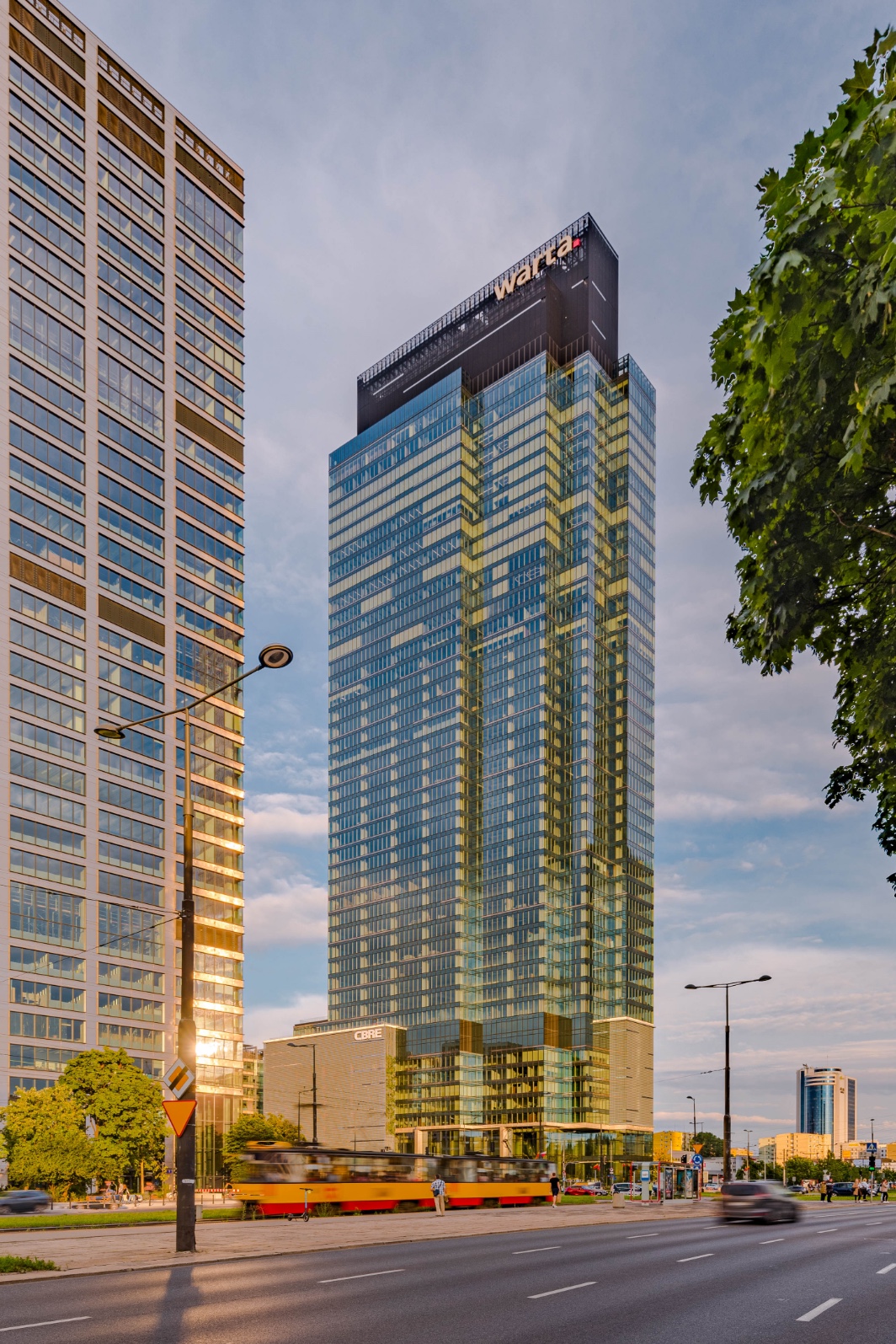 Warsaw Unit - wieżowiec ze skórą - Sztuka architektury