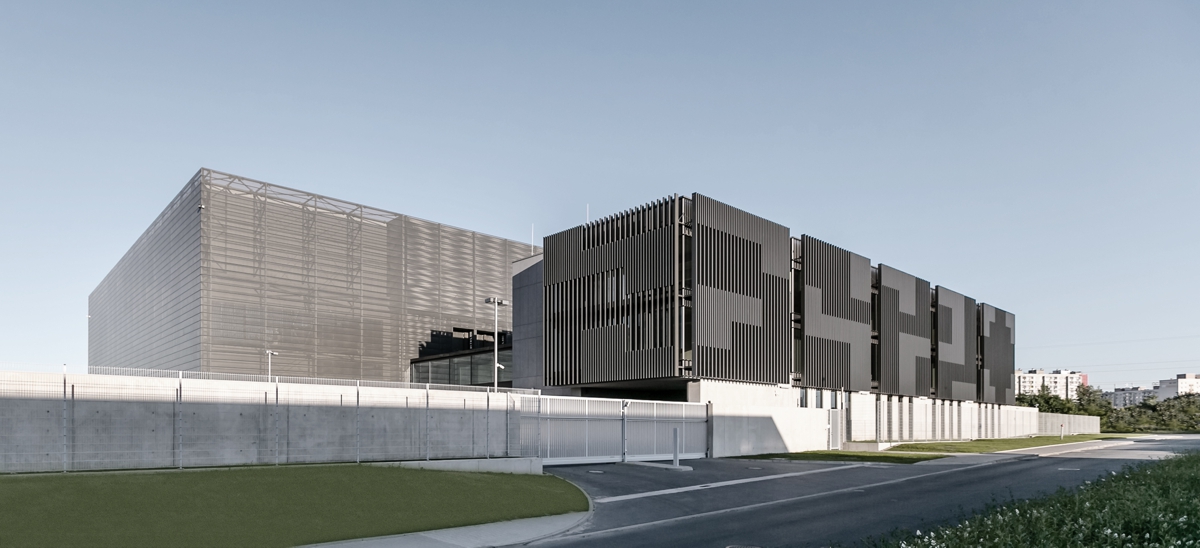 Serwerownia Beyond.pl - beton i stal - Sztuka architektury